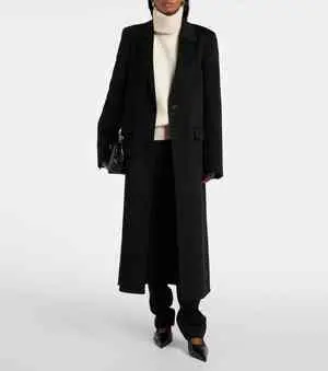 TOTEME Wool And Cashmere-blend Turtleneck Sweater