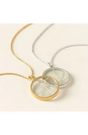 UNCOMMON GOODS Necklace