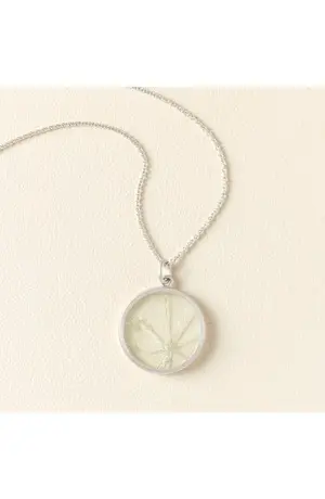 UNCOMMON GOODS Necklace