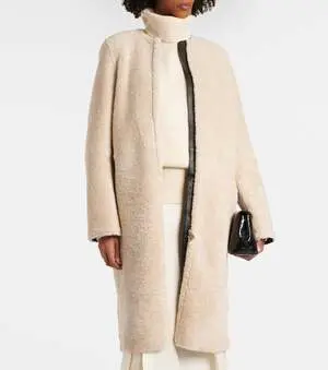 TOTEME Shearling Zip-up Coat - Beige