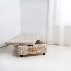 HAPPIMESS Chett Minimalist Hand-woven Hyacinth/wood Underbed Storage Bin With Wheels And Handles - White Wash