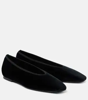Minimalist Flats
