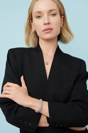 ORADINA Eternal Knot Stud Earrings