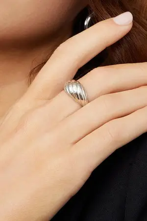 ORADINA Sterling Swirl Dome Ring