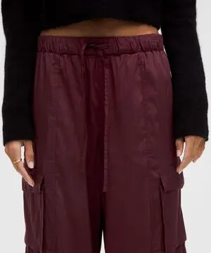 Lululemon Lightweight Adjustable Mid-rise Cargo Pant