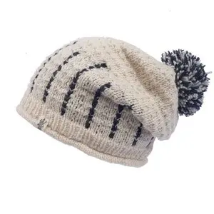 NIRVANNA DESIGNS Nirvana Designs Ferry Slouch Beanie White