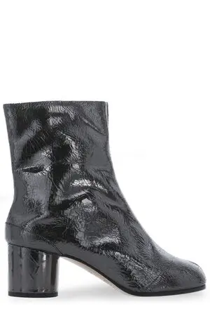 MAISON MARGIELA Maison Margiela Tabi-Toe Leather Ankle Boots - Black