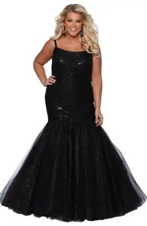 SYDNEY'S CLOSET Mermaid Evening Gown