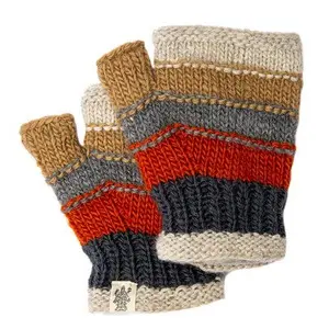 NIRVANNA DESIGNS Nirvana Designs Short Cuff Handwarmers Oatmeal