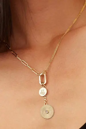 ORADINA 14k Gold Stellar Charm