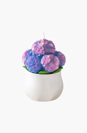 SOUTHLAKE GIFTS Hydrangea Candle - Violet