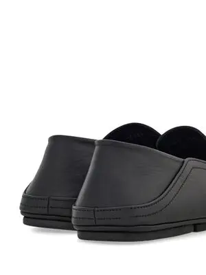 FERRAGAMO Gancini-plaque Leather Loafers - Black