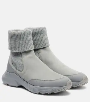 TOD'S Leather Chelsea Boots - Grey