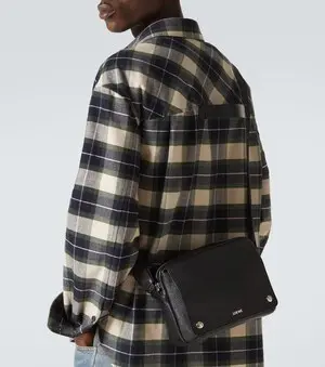 Loewe Pebble Medium Leather Shoulder Bag - Black