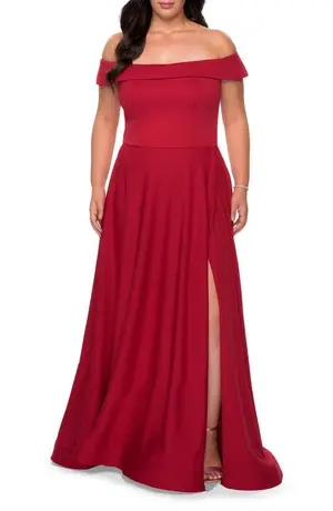 La Femme Off-the-shoulder Column Gown - Red