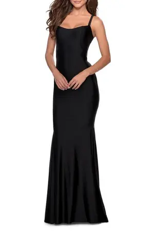 La Femme Form Fitting Gown With Lace-up Back - Black