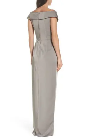 La Femme Long Jersey Dress With Ruching And Cap Sleeves - Pewter