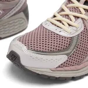 NEW BALANCE 860v2 Sneaker
