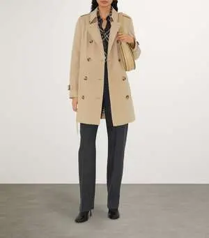 Burberry Gabardine Chelsea Short Trench Coat
