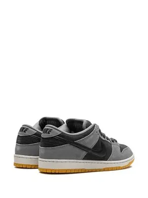 Nike Dunk Low Sneakers - Grey