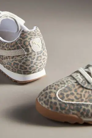 PUMA Arizona Sneakers