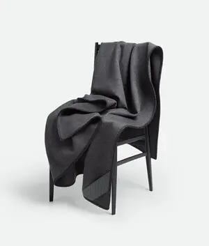 Bottega Veneta Intrecciato Patch Blanket - Grey/black