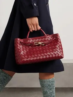 Bottega Veneta East/west Andiamo Small Intrecciato Leather Tote
