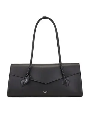 Alaia Flap Shoulder Bags