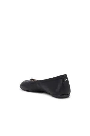 MAISON MARGIELA Tabi Ballerina Flat - Black