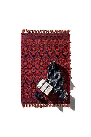 PUEBCO Reversible Jacquard Rug - Red Pattern/motif