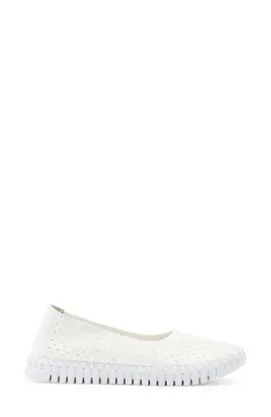 ILSE JACOBSEN Tulipu Perforated Slip-on Sneaker