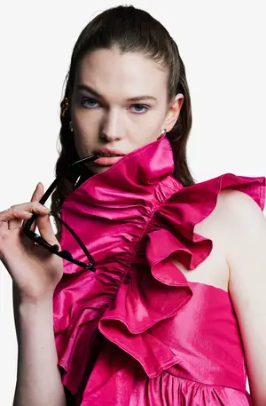 MADELINE MARIE Juliette Blouse - Fuschia Taffeta