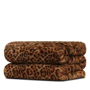 Apparis Brady Jumbo Throw - Leopard