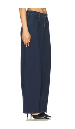 Good American 90s Pleated Trouser Jeans