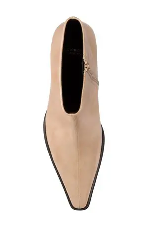 VAGABOND SHOEMAKERS Giselle Pointed Toe Bootie
