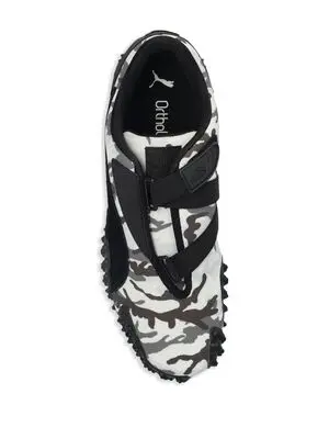 PUMA Mostro Camo Sneakers - Black
