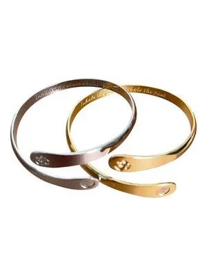DLORIA Hollywood Sensation Yoga Cuff Bracelet - Silver