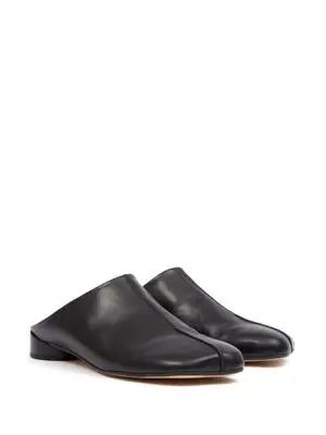 MAISON MARGIELA Asymmetric-toe Leather Slippers - Black