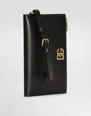 Dolce & Gabbana Calfskin Passport Holder With Dg Logo - Black