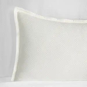SFERRA Rombo Cotton Diamond Matelasse, Standard Sham - Oyster
