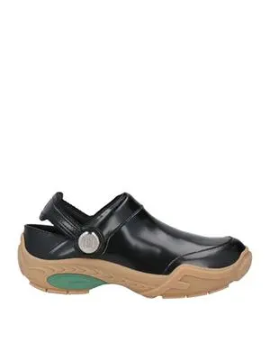 Fendi Leather Clogs