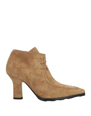 Burberry Lace-up Ankle Boots - Beige