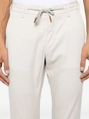 Eleventy Tapered Chinos - Grey