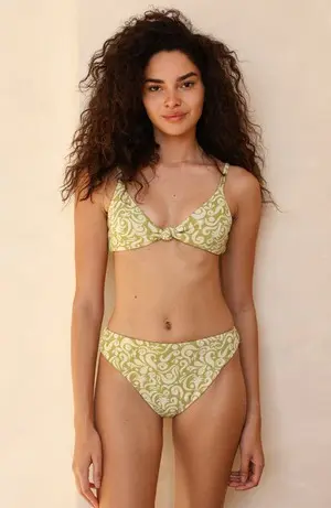 DIPPIN DAISY'S Dippin Daisys Zen Knotted Triangle Bikini Top Twin Fin Matcha