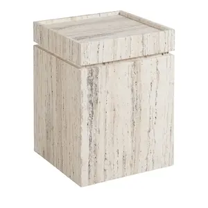 UNIVERSAL Daxton Accent Table