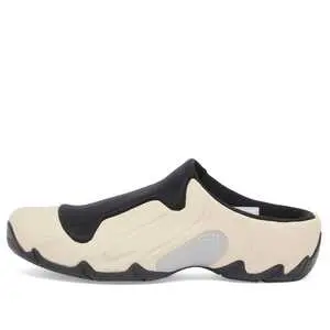 Nike Clogposite Slip-on