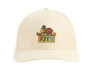 Kith Kith X Sesame Street Aaron Cap Sandrift