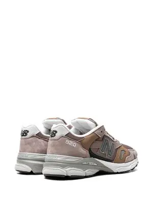 NEW BALANCE 920 Sand Navy Sneakers - Neutrals