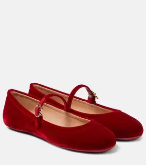 GIANVITO ROSSI Carla Velvet Mary Jane Flats - Red