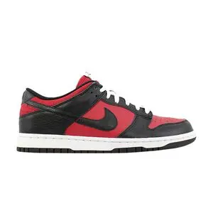 Nike Dunk Low Sneakers